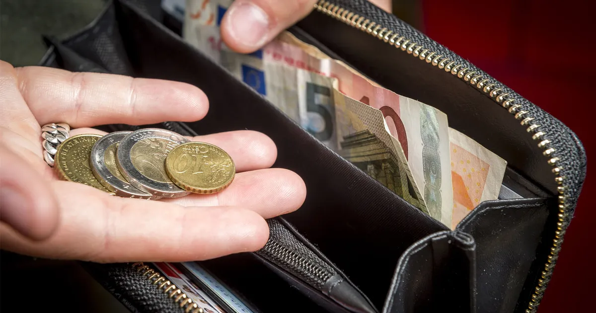 70 euro contant geld voor noodgevallen - waarom? - DIT