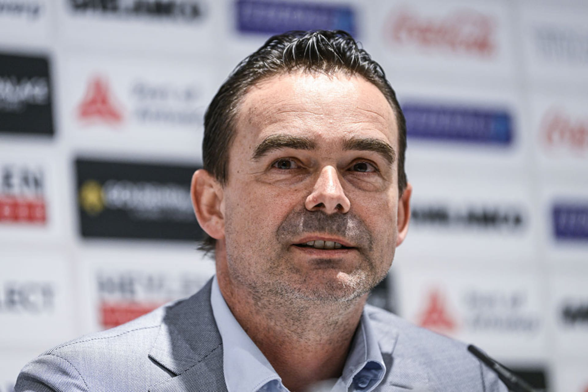 Marc Overmars wereldwijd geschorst: buitenproportioneel of hartstikke ...